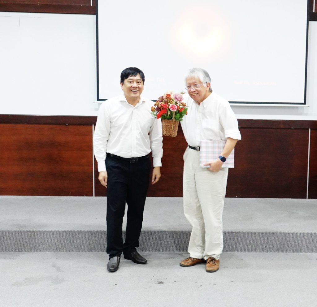 PROF. PAUL HO BROUGHT THE “BLACK HOLES AND ASTRONOMY” TO INTERNATIONAL ...